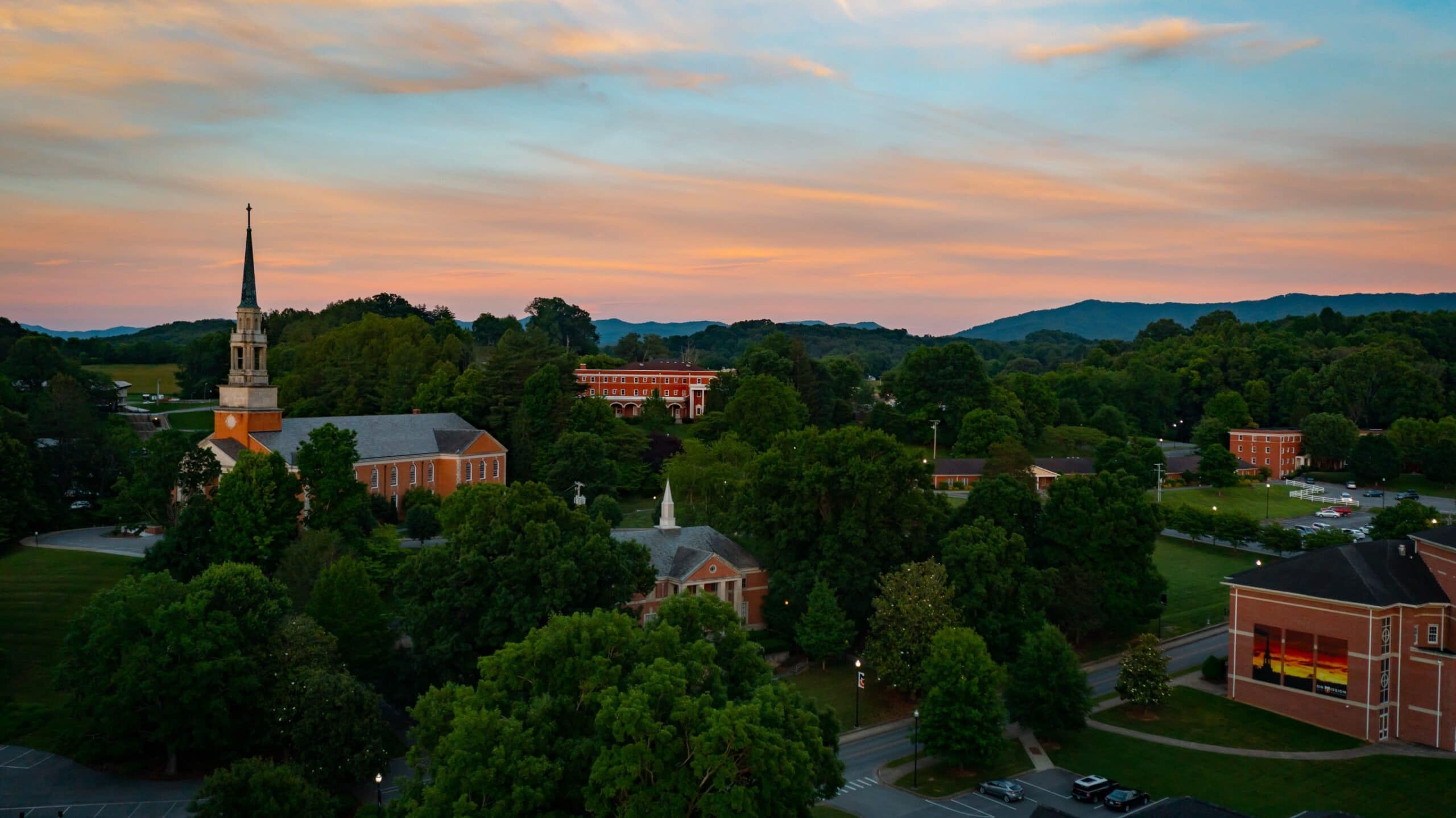 Admissions & Aid - Milligan University